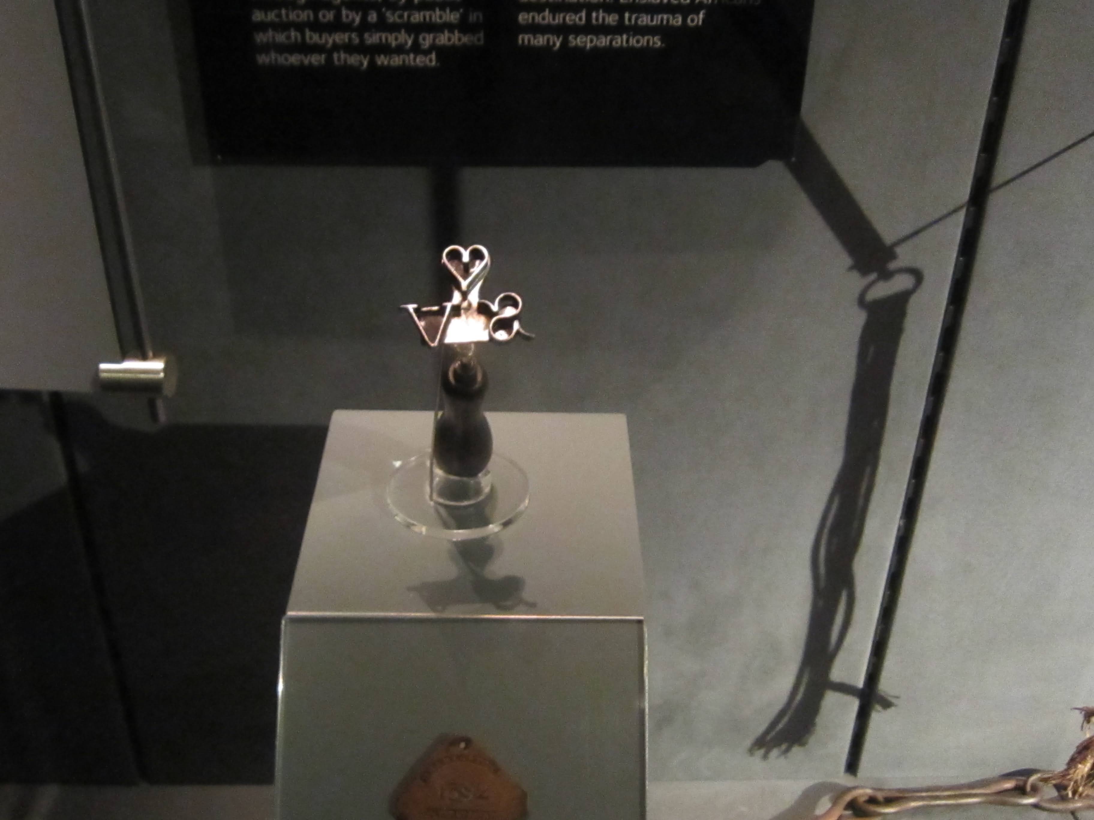 Liverpool – Corgi and a Cuppa Tea